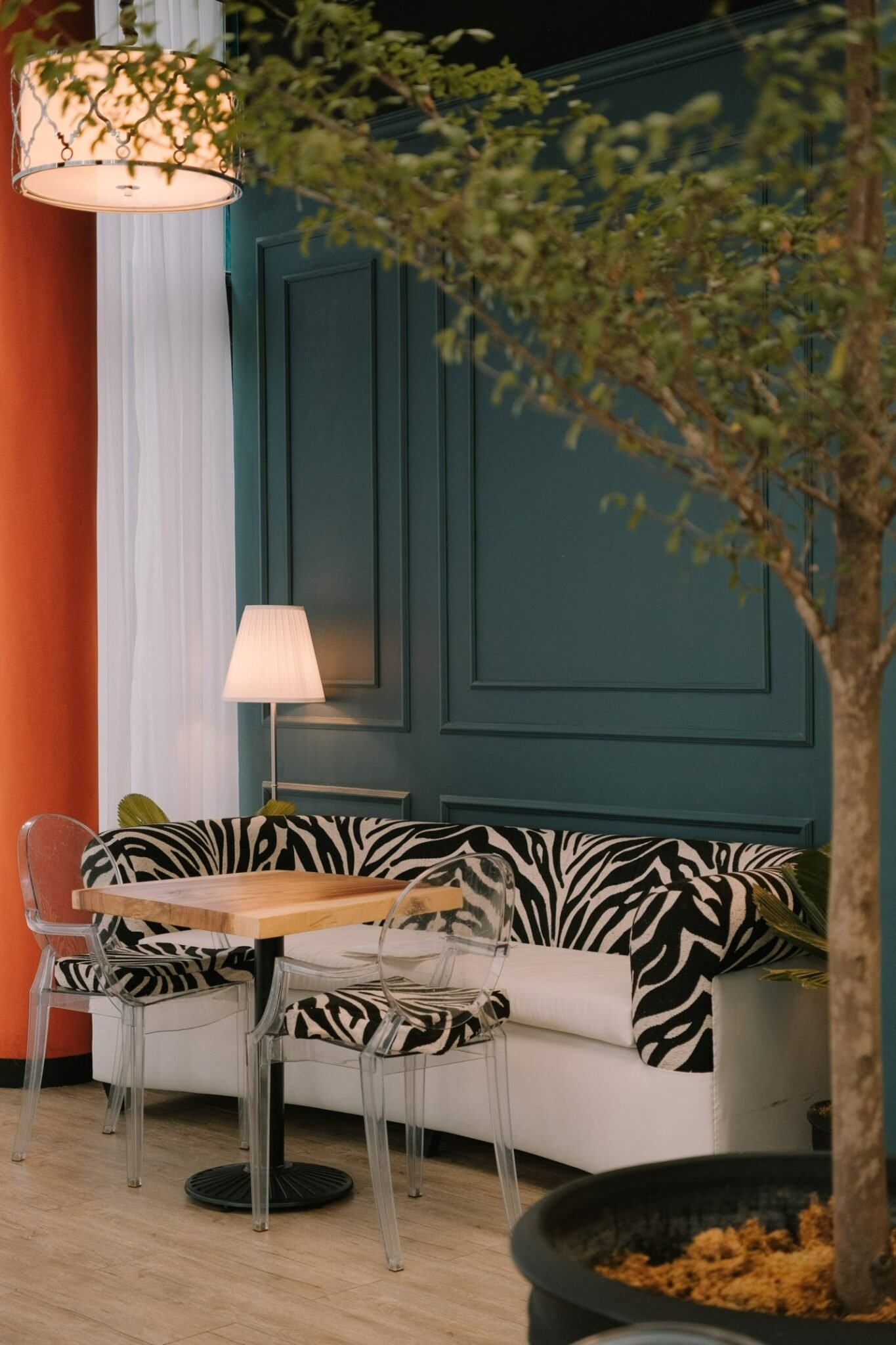 Grapevine: Where Connections Flourish and Flavors Abound - Alike Media